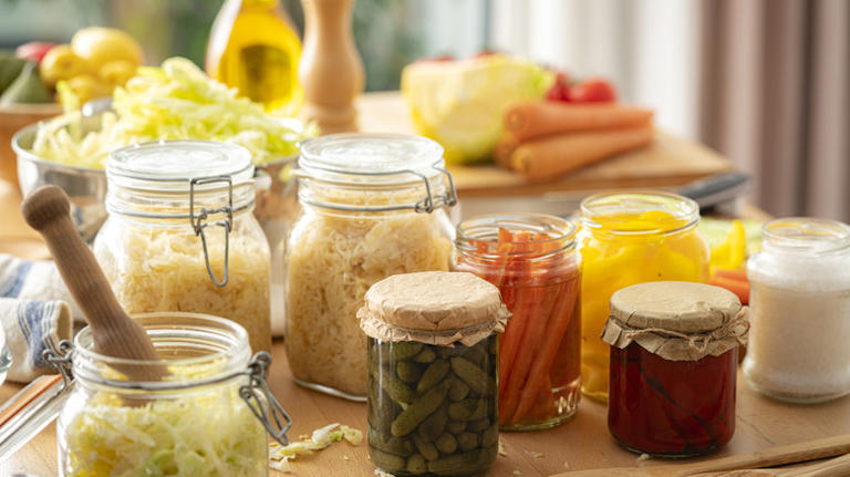 What Are The Best Mason Jars To Use When Preparing Fermented Foods?