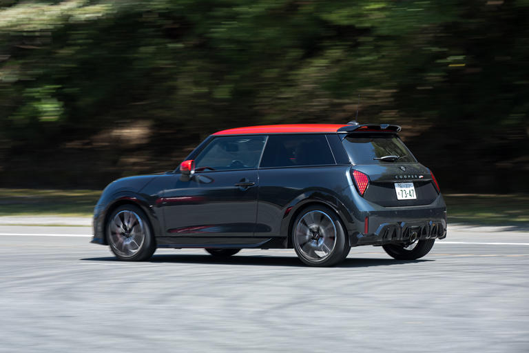 MINIジョンクーパーワークス（FF/7AT）【試乗記】