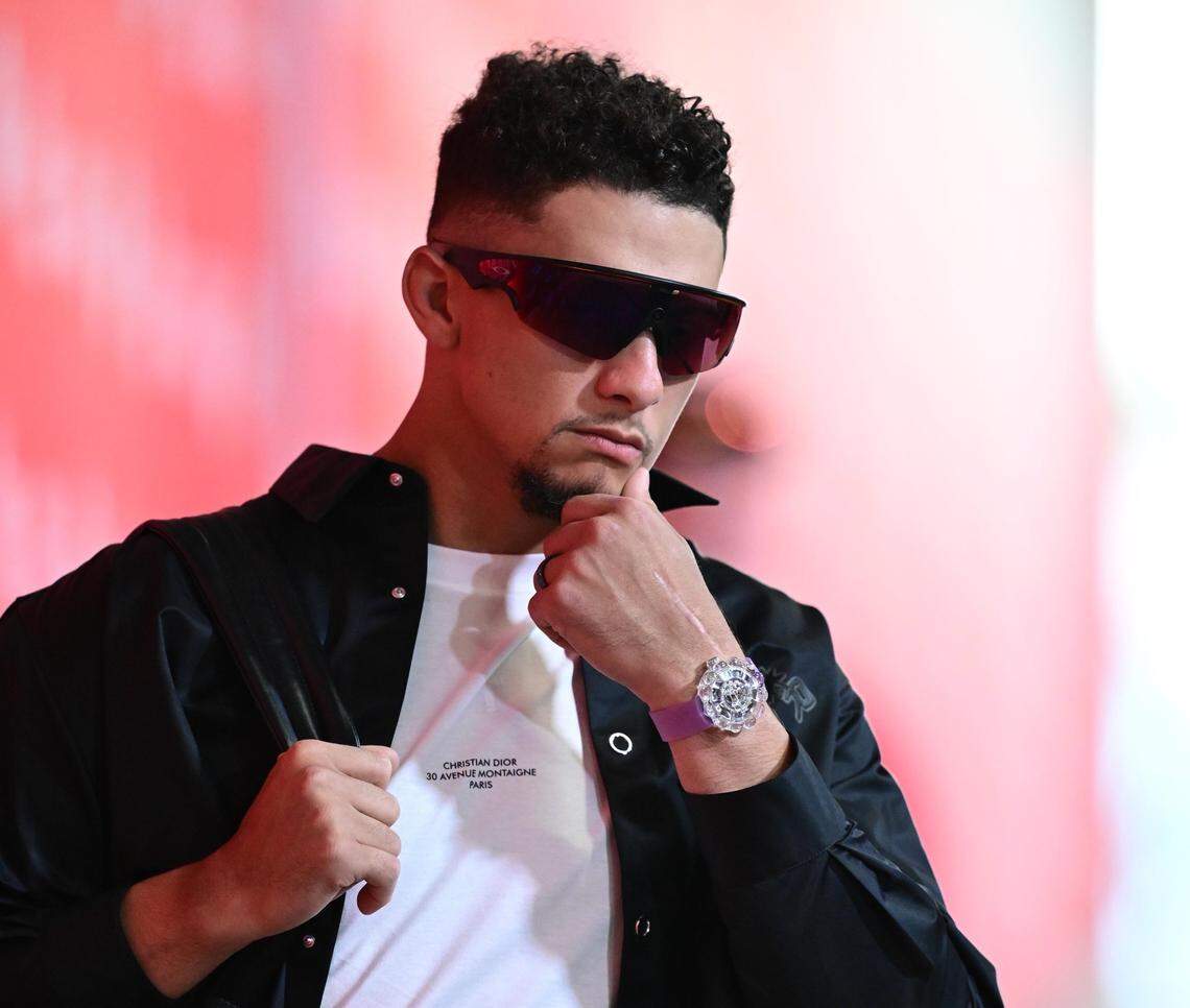 Chiefs' game-day fits vs. Lions honor KC team's heritage - and ...