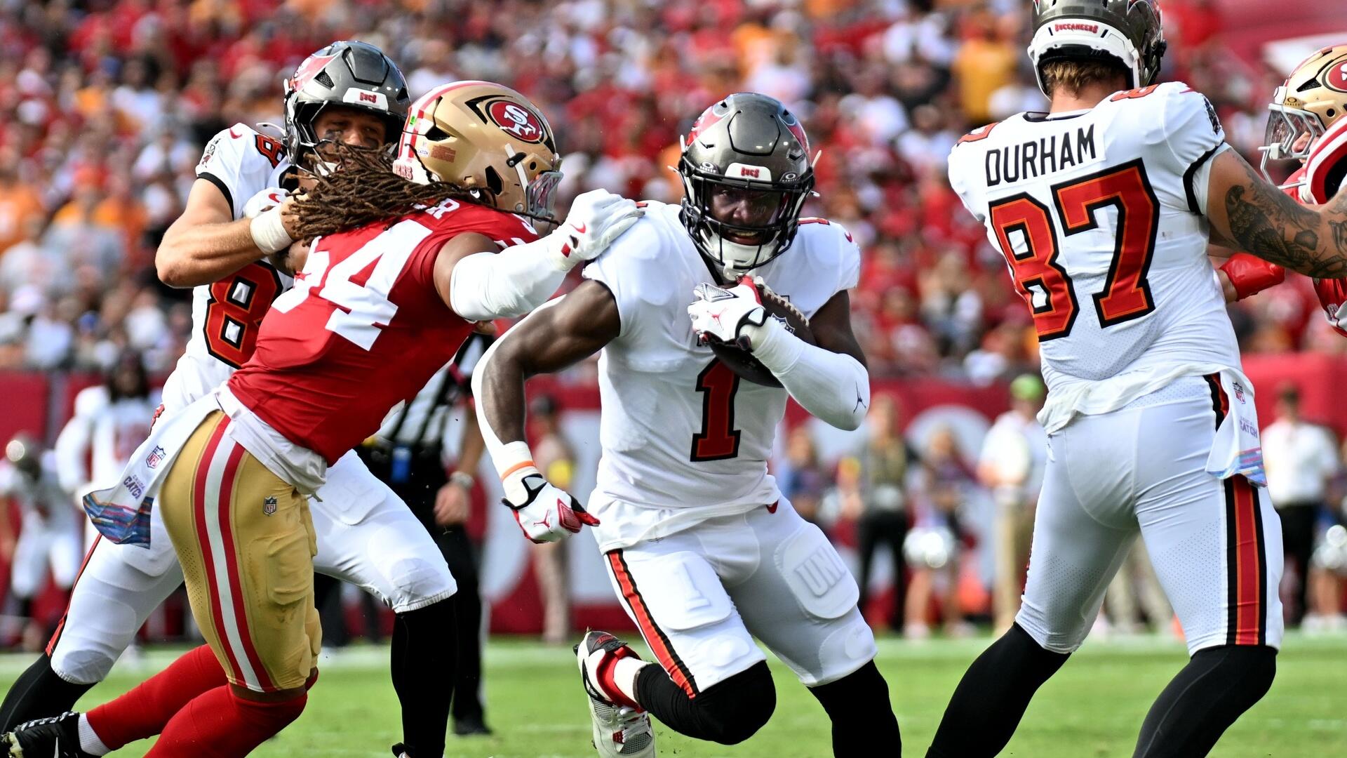 49ers star linebacker Fred Warner carted off after suffering gruesome ...