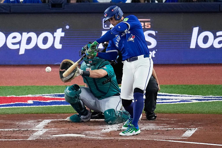 George Springer makes Blue Jays history with leadoff homer on first ...