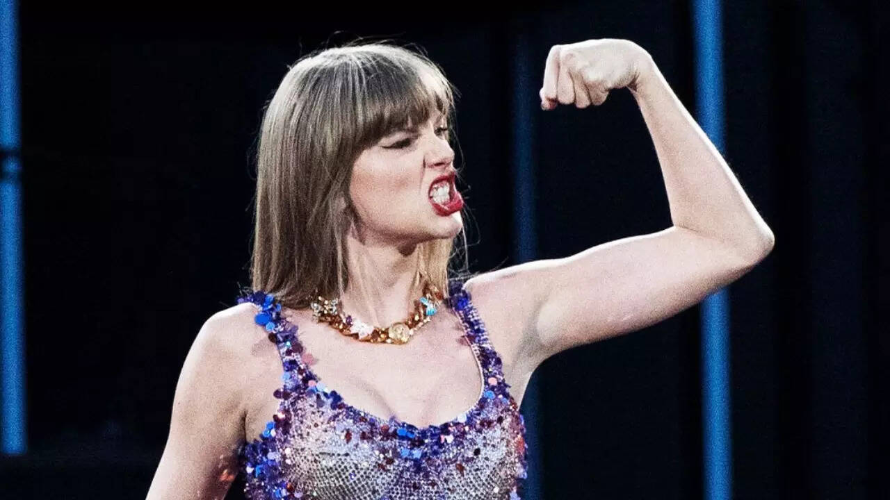 Taylor Swift net worth surpasses $2 billion following 'The Life of a ...