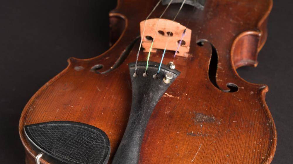 Einstein's violin verified by Cambridge composer