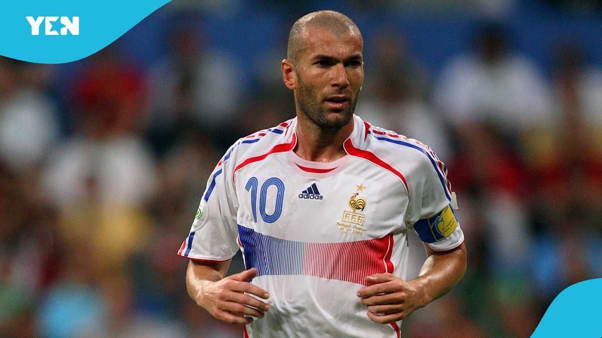 8 players with greatest first touch in football history, including Zidane