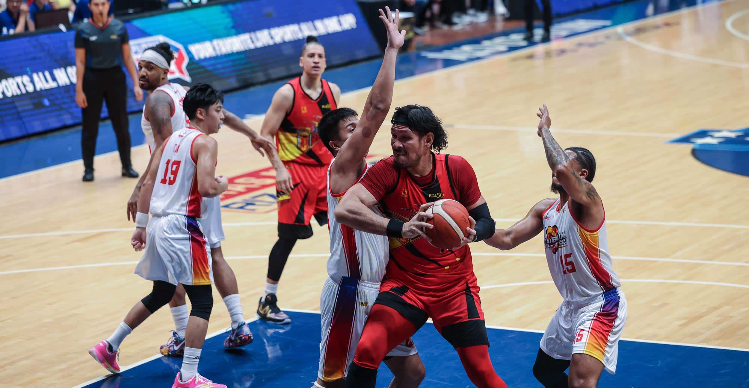 PBA: June Mar Fajardo suffers cut near right eye in SMB loss