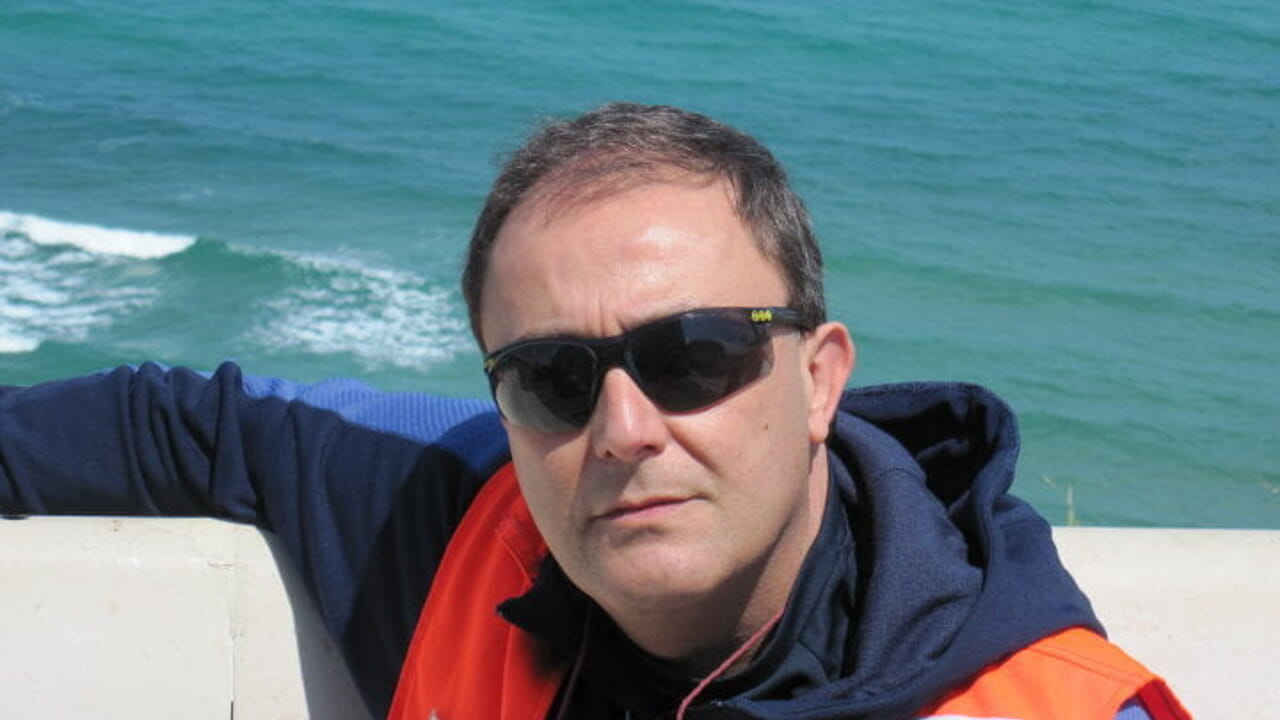 Moto contro palo, muore a 64 anni il medico 118 Vincenzo Incoronato ...