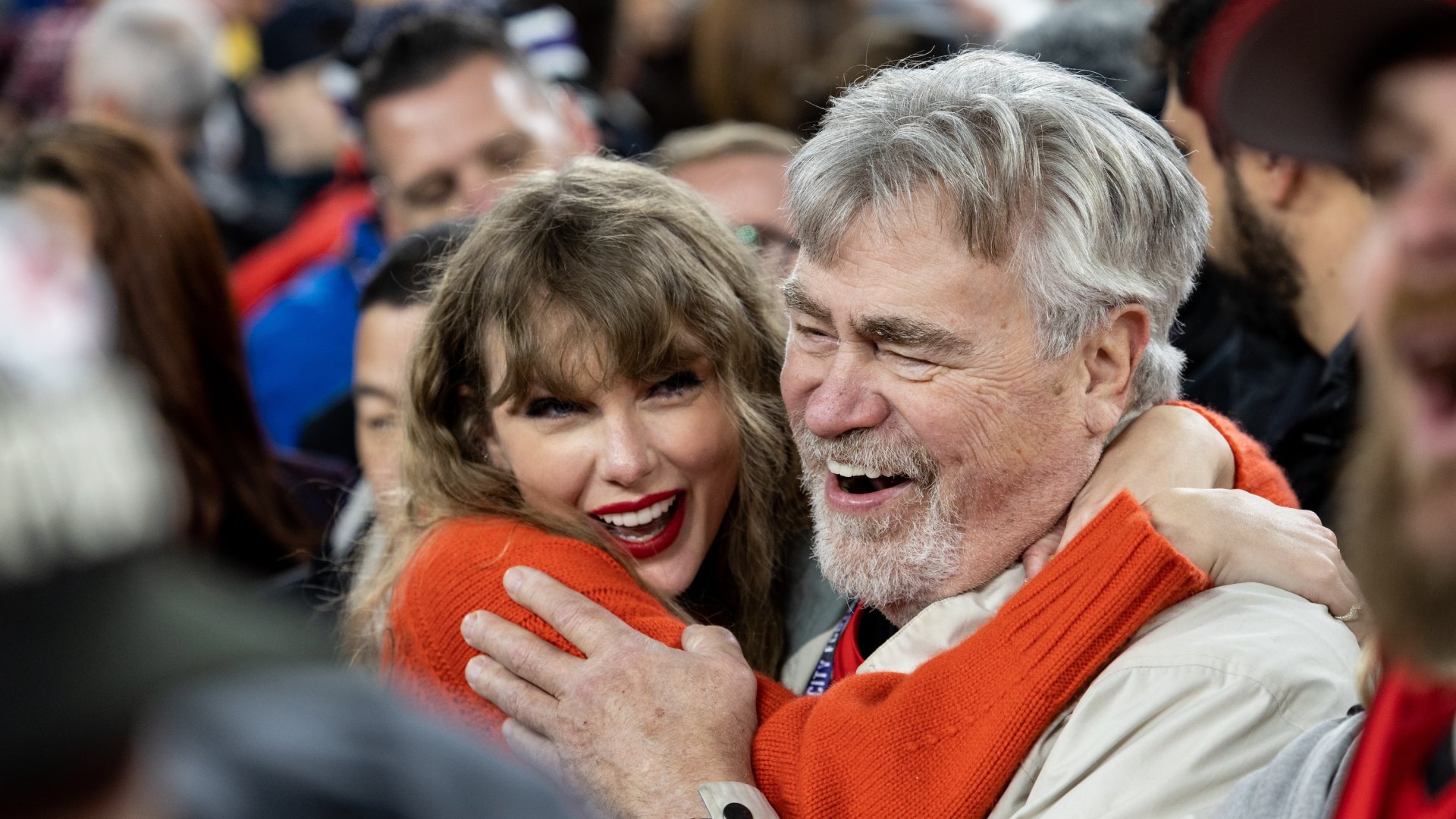 Taylor Swift Hugs Ed Kelce at Kansas City Chiefs Game