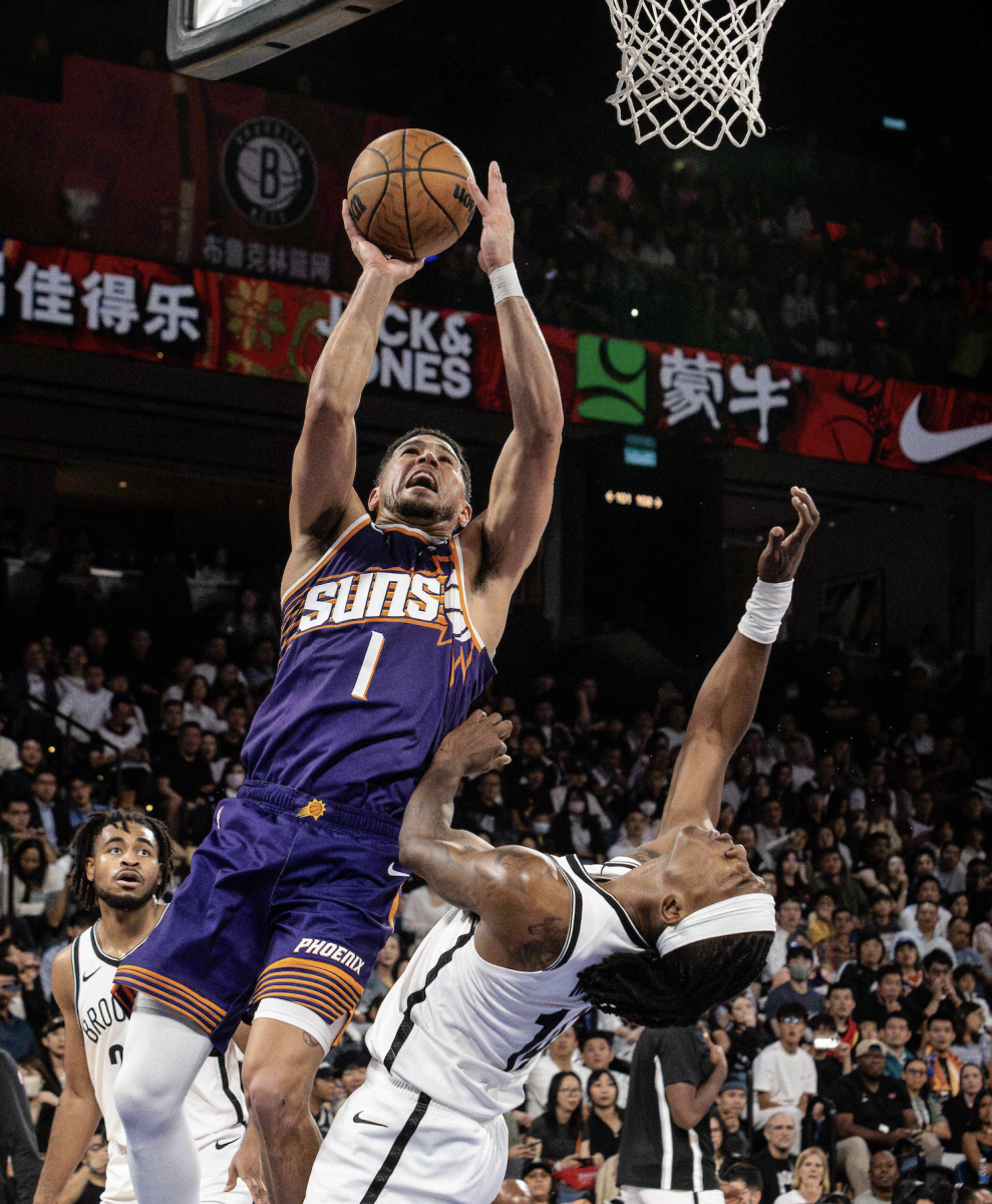 Packed crowd greets NBA return to China