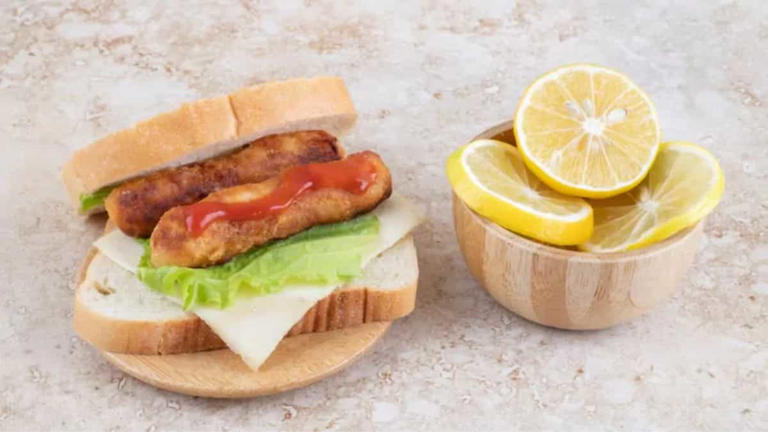 Iconic Railway Foods Every Indian Traveller Must Try