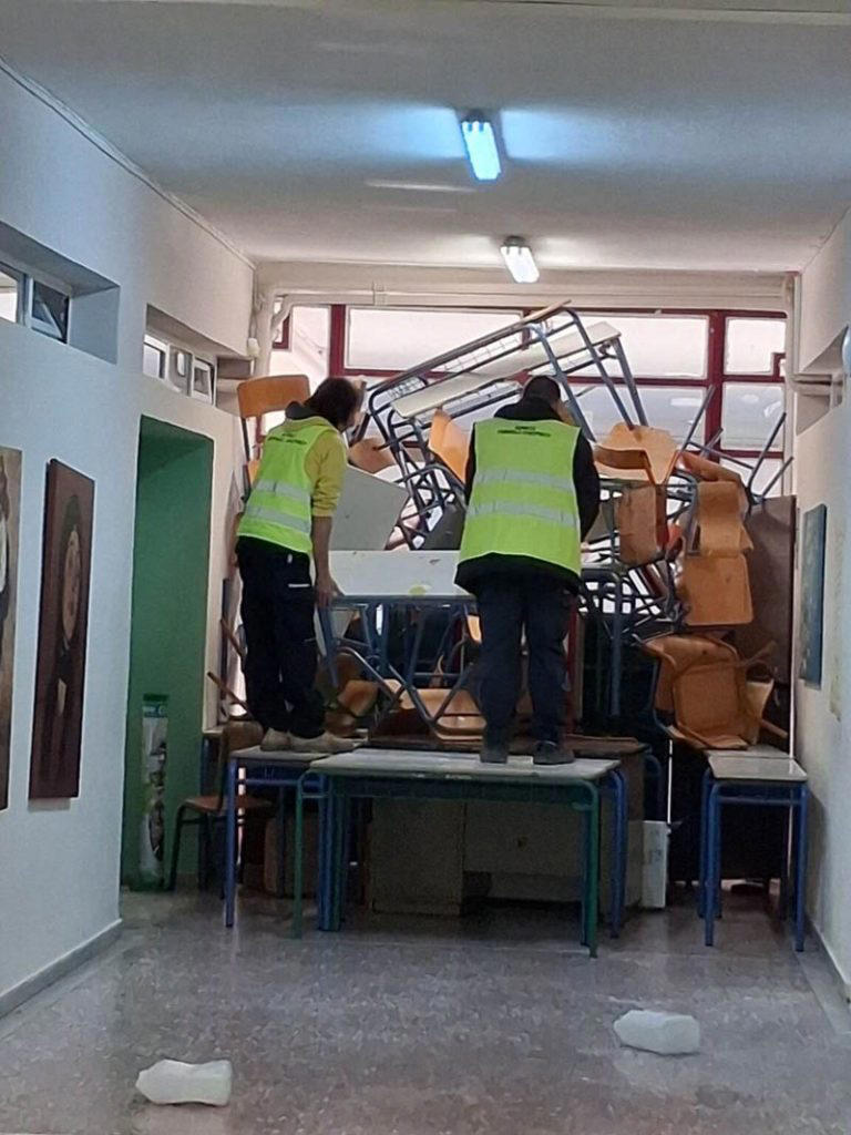 Ραφήνα: Βανδαλισμοί στο Γυμνάσιο μετά τη λήξη της κατάληψης – Δείτε ...