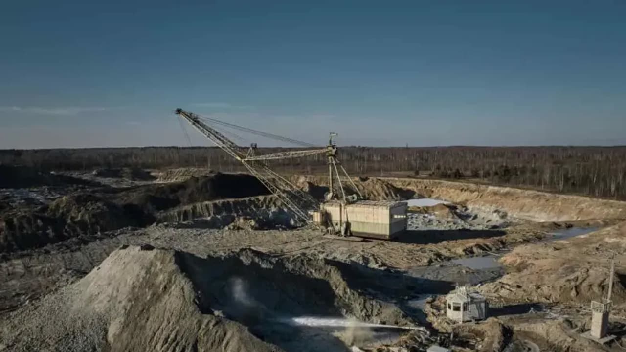 Rare Earth Boom Ahead? These Indian Mining Stocks May Gain From U.S ...