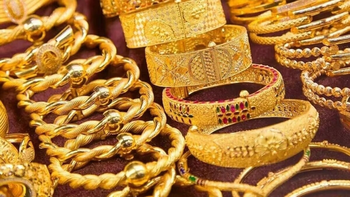 Gold prices climb again. Will the rally continue till Dhanteras?
