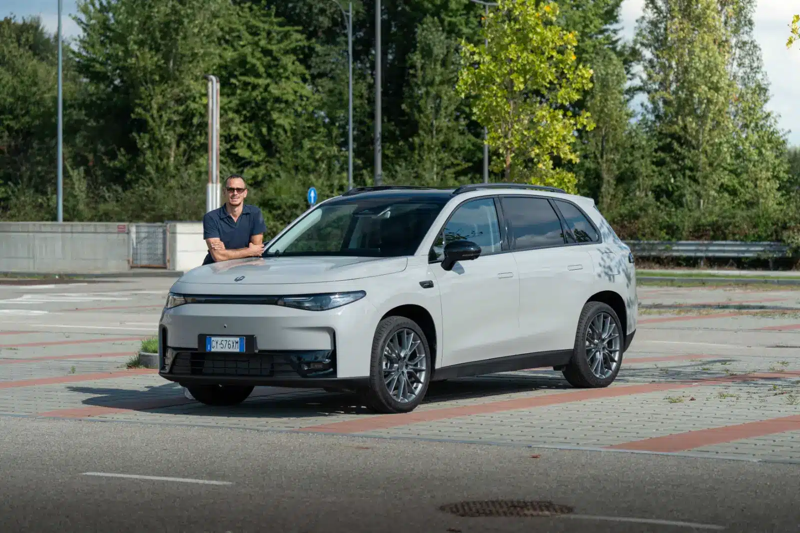 Prova Leapmotor C10 REEV: come va l'elettrica con il range extender ...