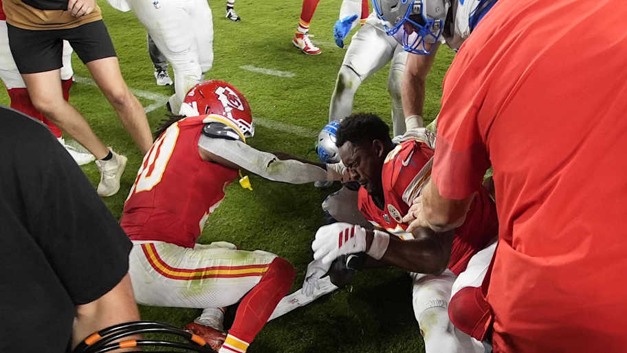 JuJu Smith-Schuster, Nose Bleeding From Scuffle, Had Classy Message for ...