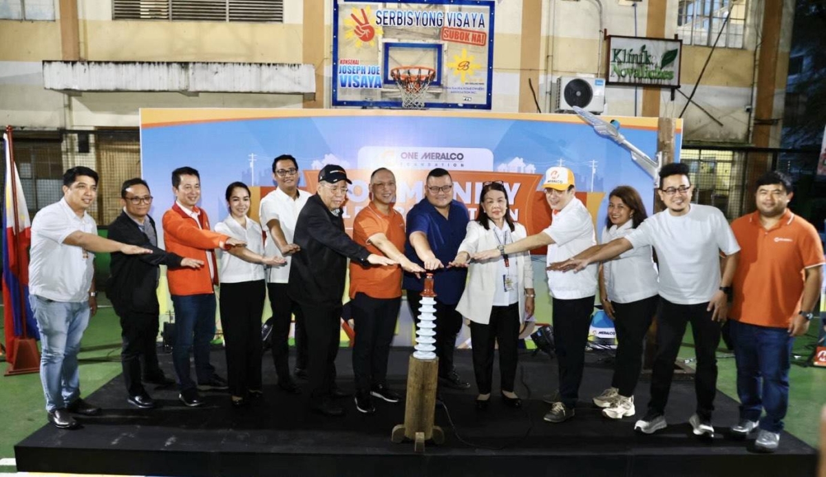 Meralco brings light to Novaliches residents