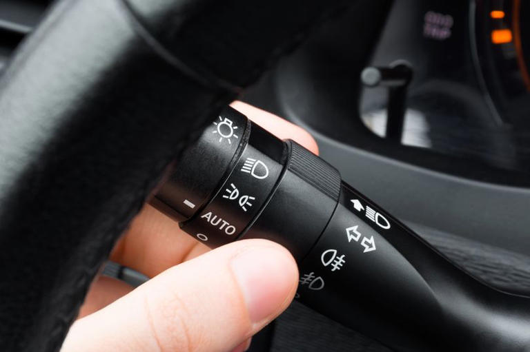 'Football pitch' fog light rule in Highway Code could mean £50 fine