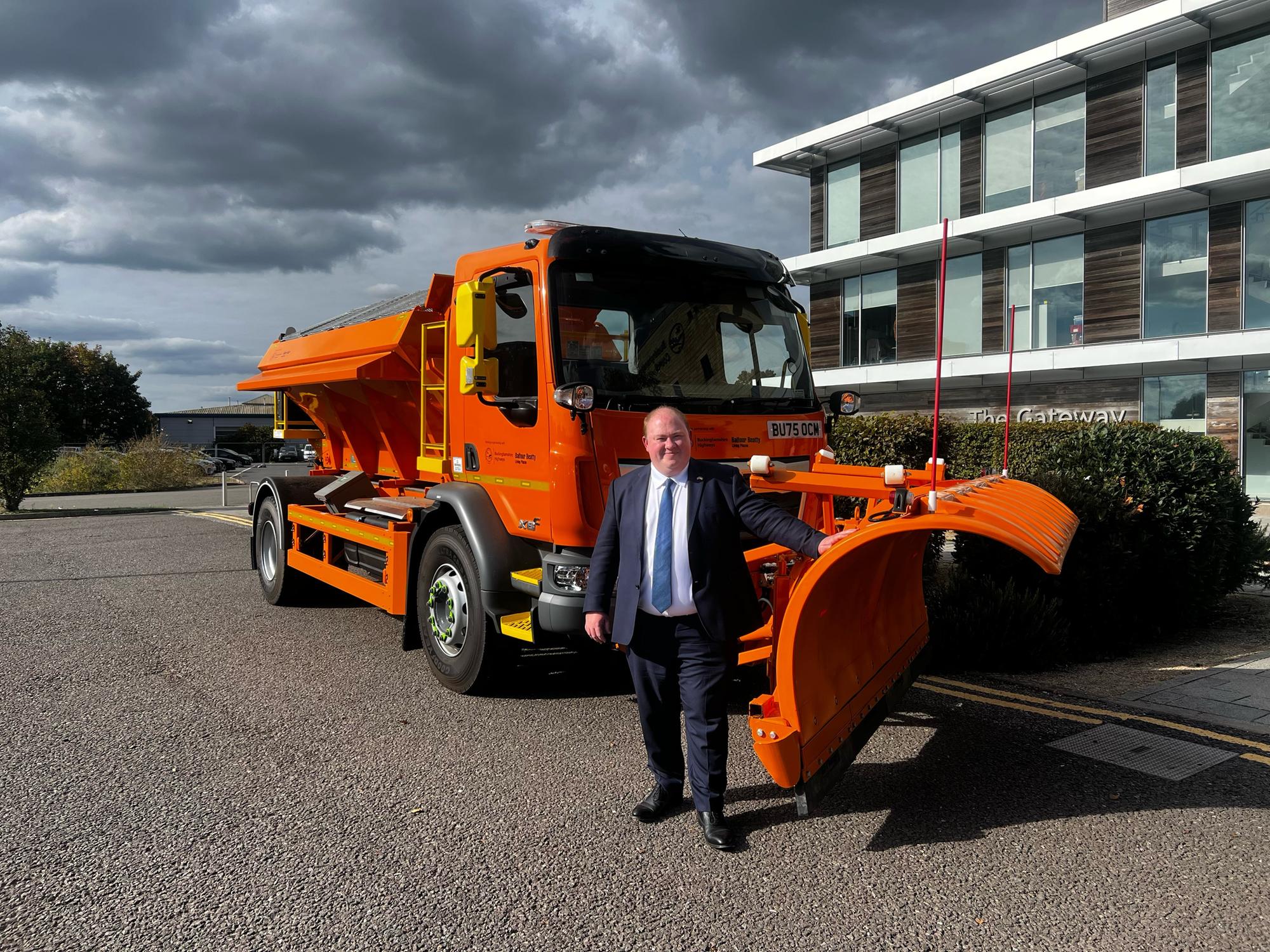 Gritters on standby in Buckinghamshire as council prepares for winter
