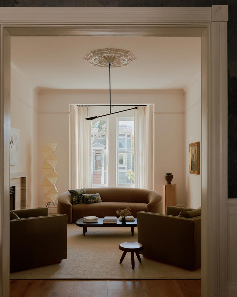 A San Francisco Town House Mixes Calming British Aesthetics With a Jolt ...