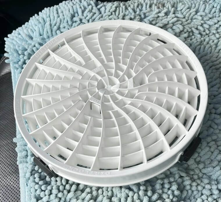 Little-Known Cleaning Tips That Keep Cars Spotless Longer