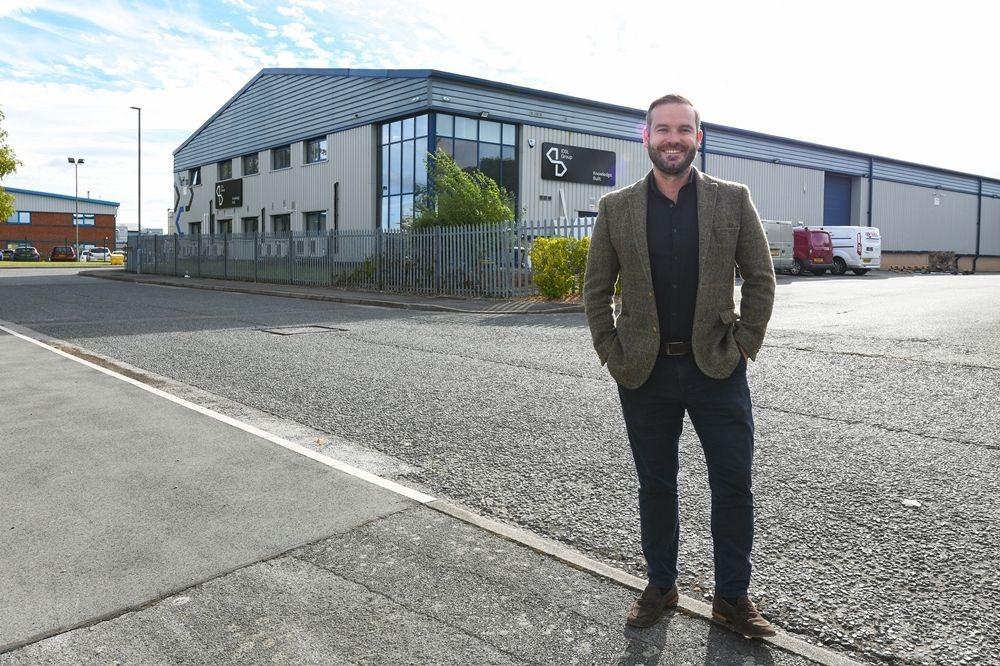 Long leasehold industrial/warehouse unit sold in Mansfield