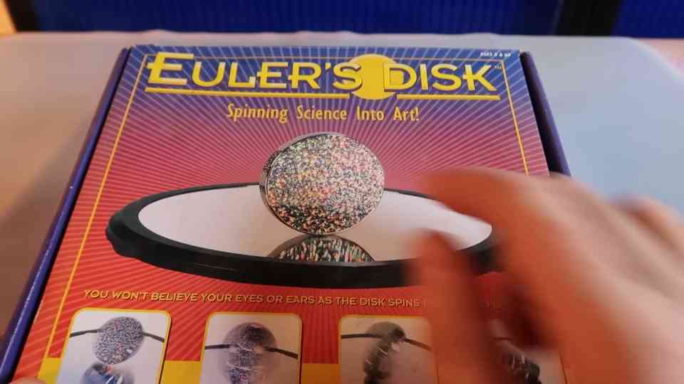 Testing the most satisfying science products from TikTok