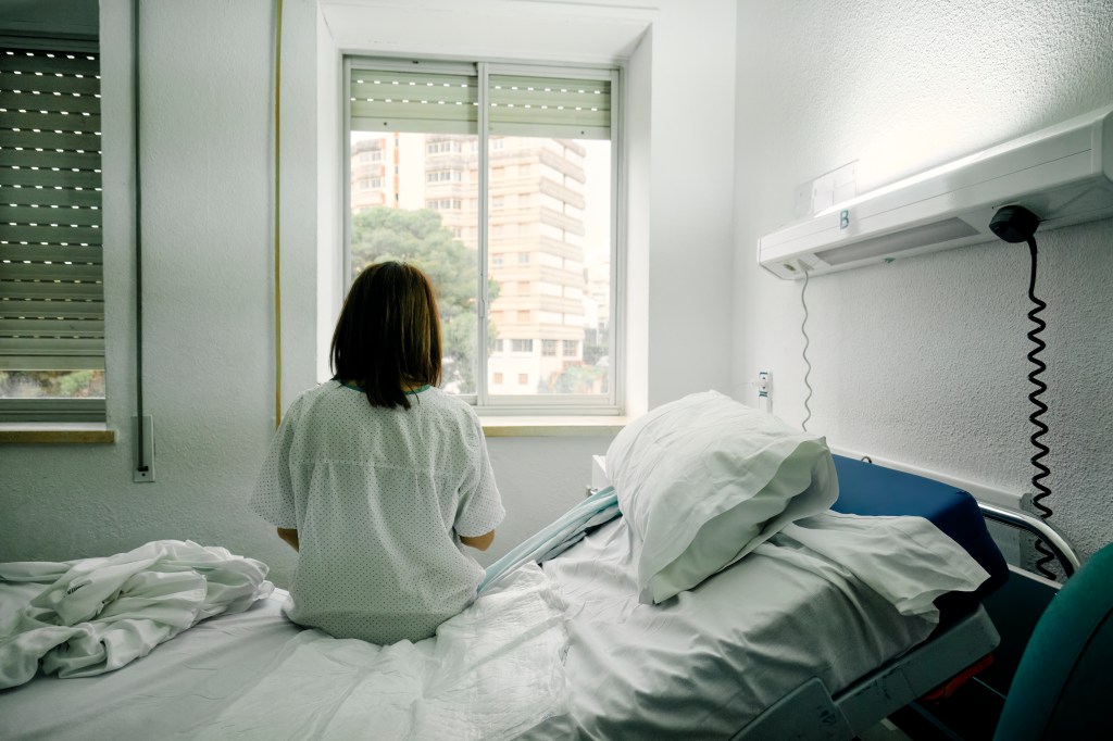 Doctor explains phenomenon of people sensing their death days before it ...