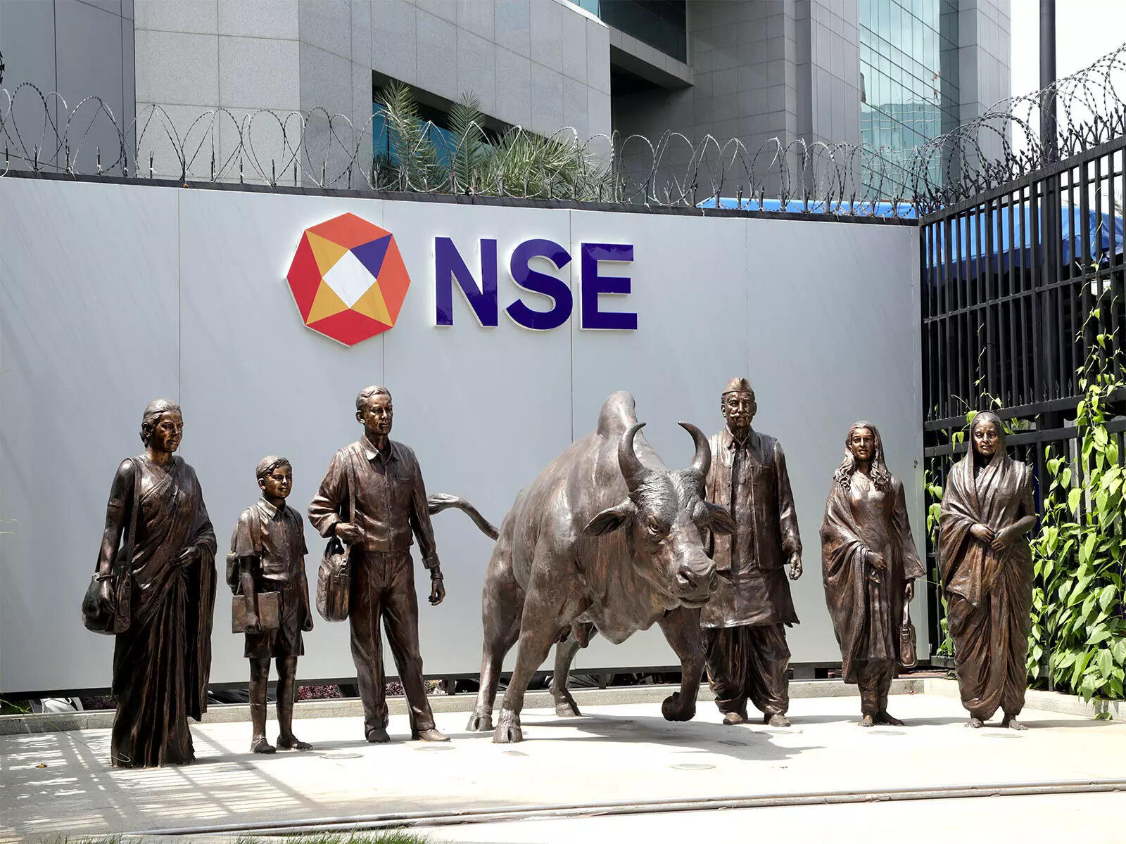 NSE faced 40 crore cyberattacks in one single day during 'Operation ...