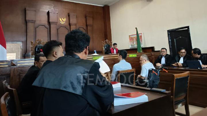 Hakim vonis bebas terdakwa judi online Firman Hertanto