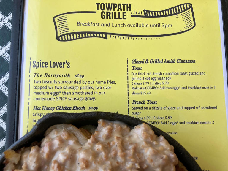 Towpath Grille serves new specials, fan favorites at former Valley Cafe ...