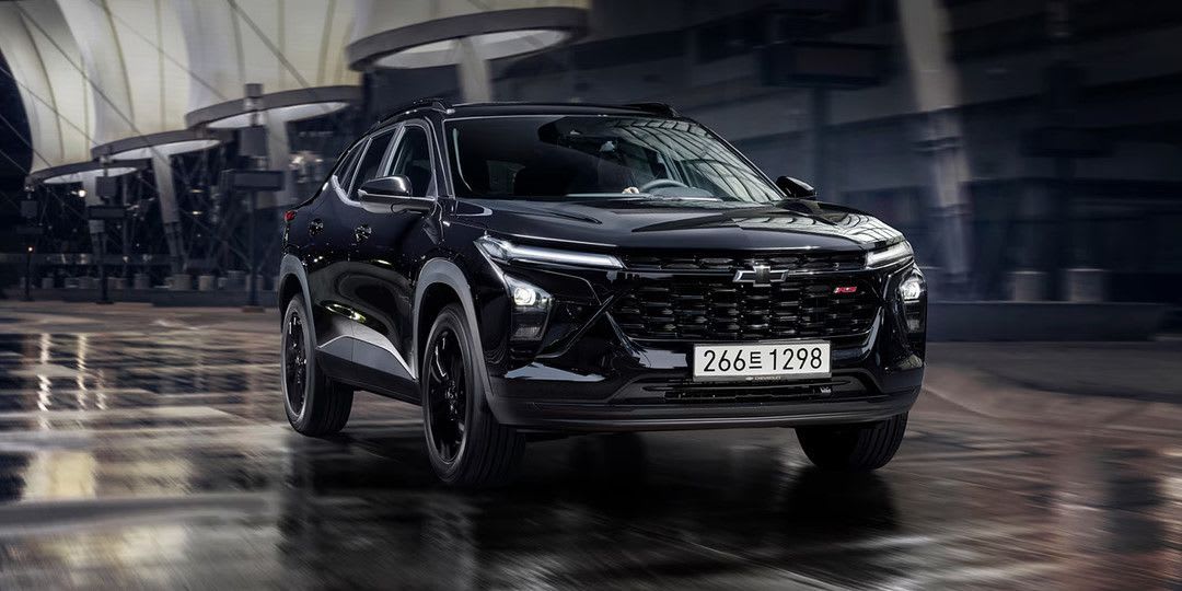 The 2025 Chevy Trax Is a Sales Hit—But Drivers Say It’s Glitchy, Hot ...
