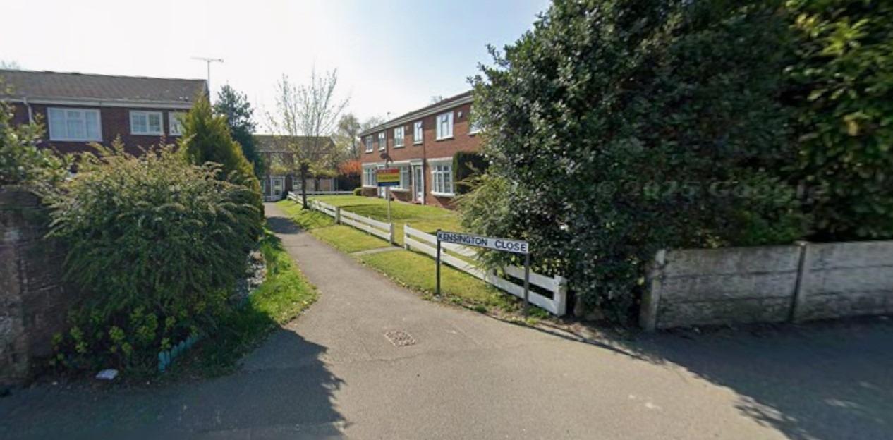 Investigation launched after man stabbed in Sutton