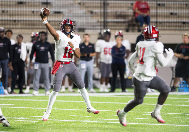 See every AHSAA football playoff Round 1 score across the state of Alabama
