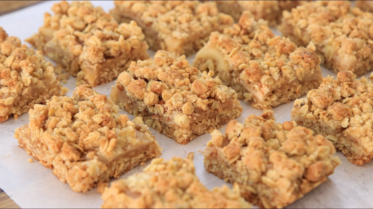 Easy and Delicious Apple Crumble Bars