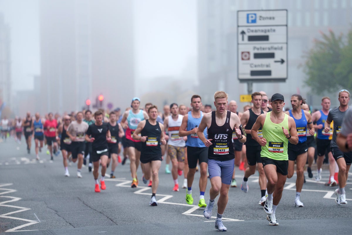 Manchester Half Marathon hits record numbers as Joe Wigfield storms to ...