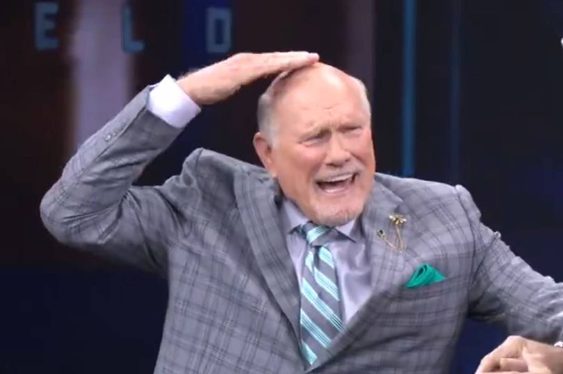 Terry Bradshaw responds after Jay Glazer hit during FOX NFL Sunday segment