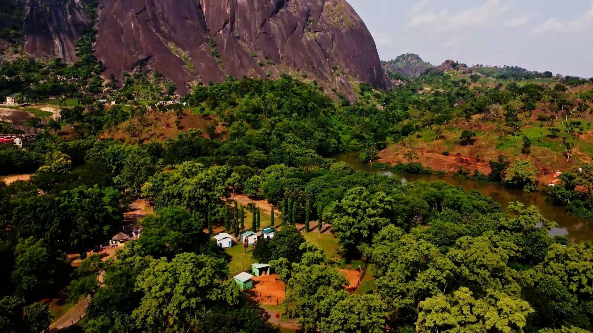 Droner afslører Nigerias pragt: En medrivende rejse