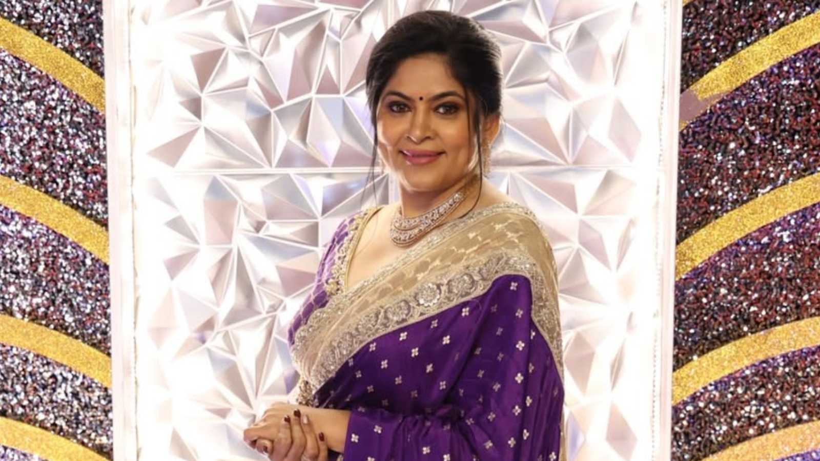 Taylor Swift dominates global box office as Showgirl soars to $46M ...