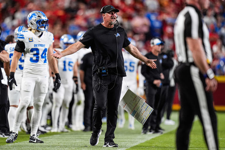 Dan Campbell takes blame for overturned trick-play touchdown; Lions sign CB