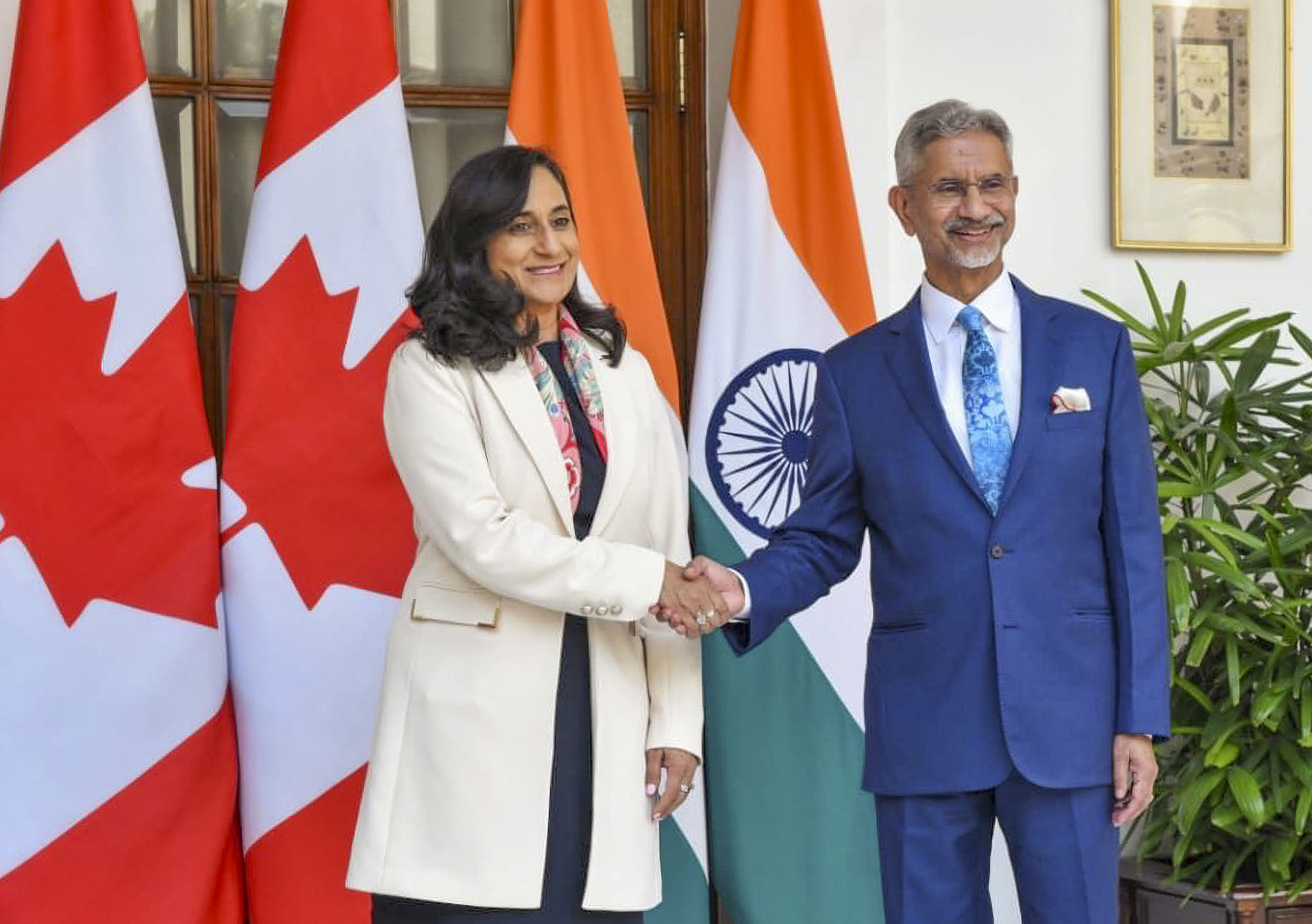 India, Canada firm up ambitious roadmap to expand ties; resolve to ...