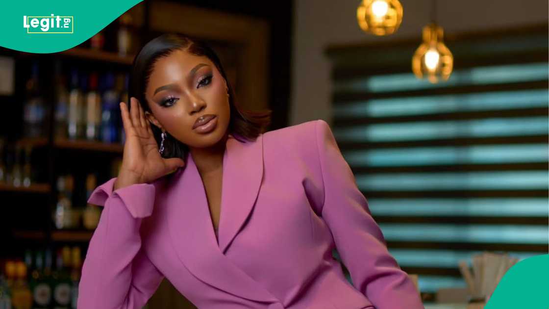 Friendship in The mud? Clip as BBN Dede ignores former bestie Mide ...