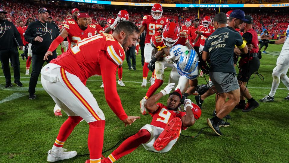 Postgame brawl mars Chiefs statement win, running back has historic ...