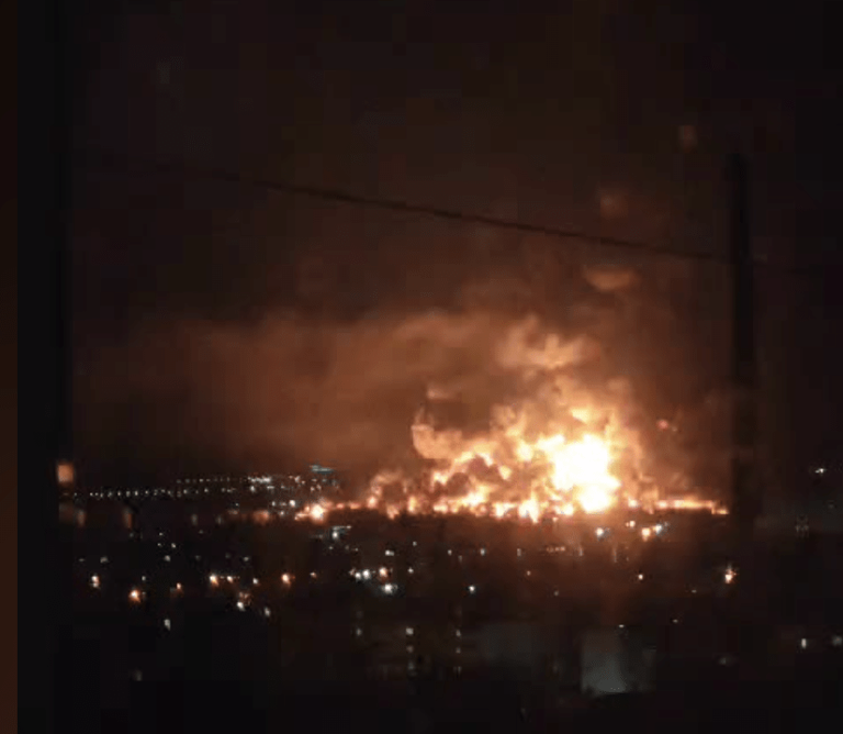 (4) Ukraine war latest: Russia's largest oil terminal in occupied ...