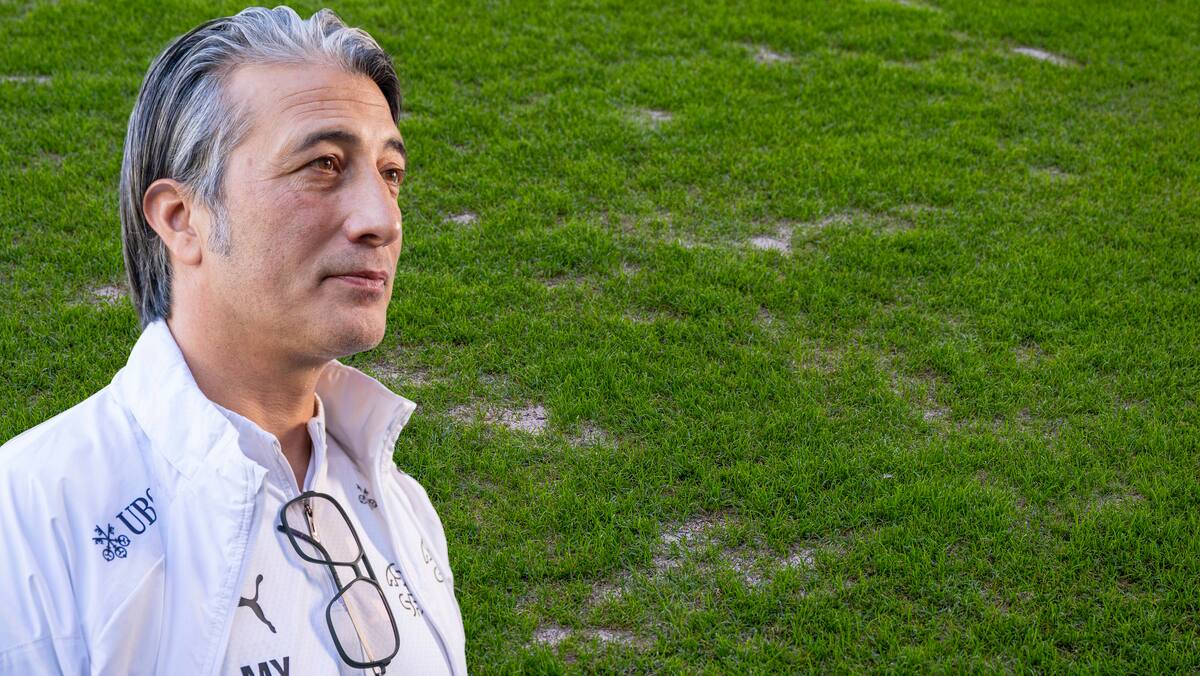 Le gazon est «catastrophique»: La Nati veut décrocher son billet pour ...