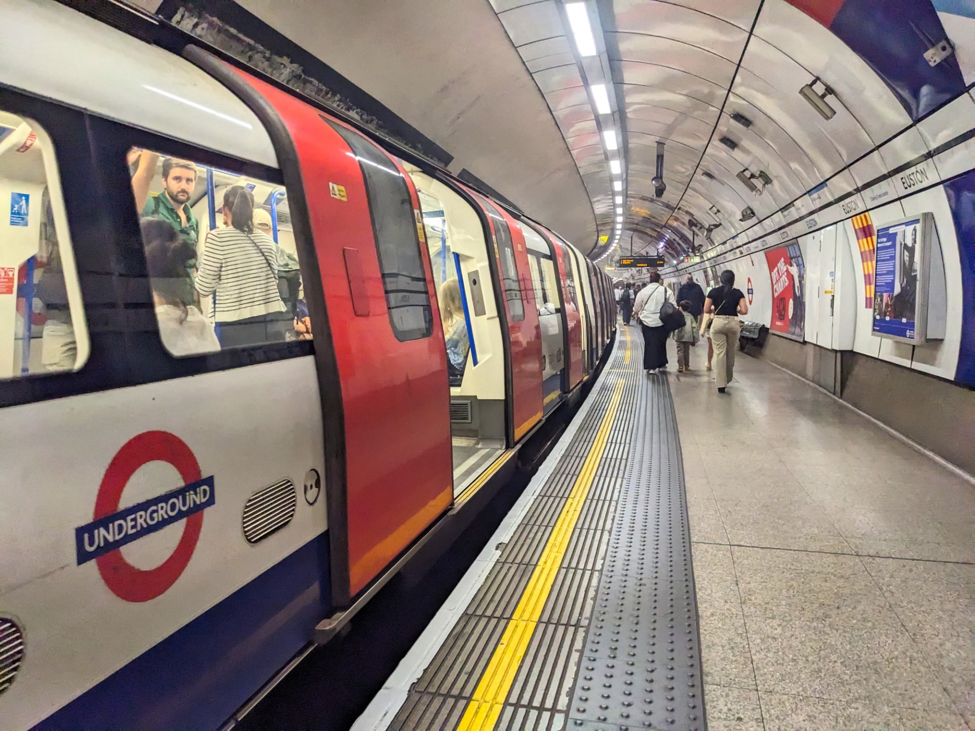 'Preloaders' are the Tube's most annoying commuters