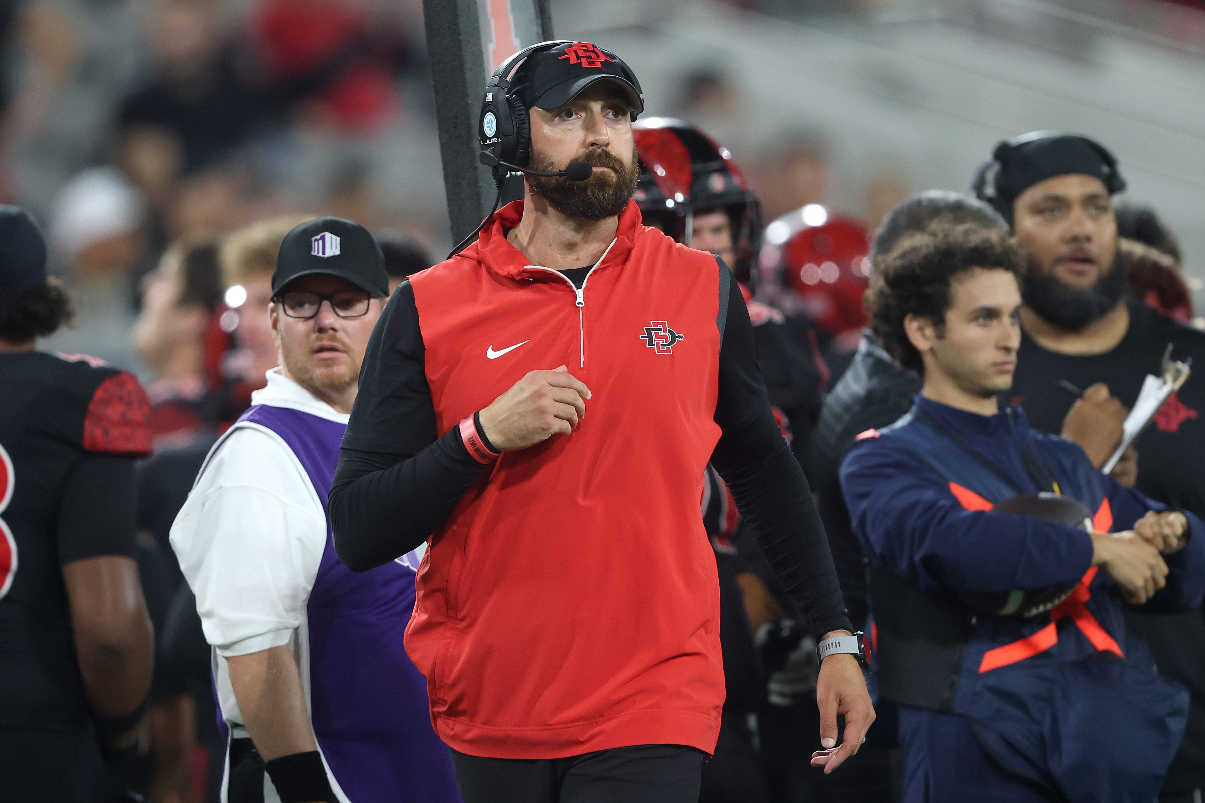 Should UCLA look at San Diego State's Sean Lewis as next football coach?