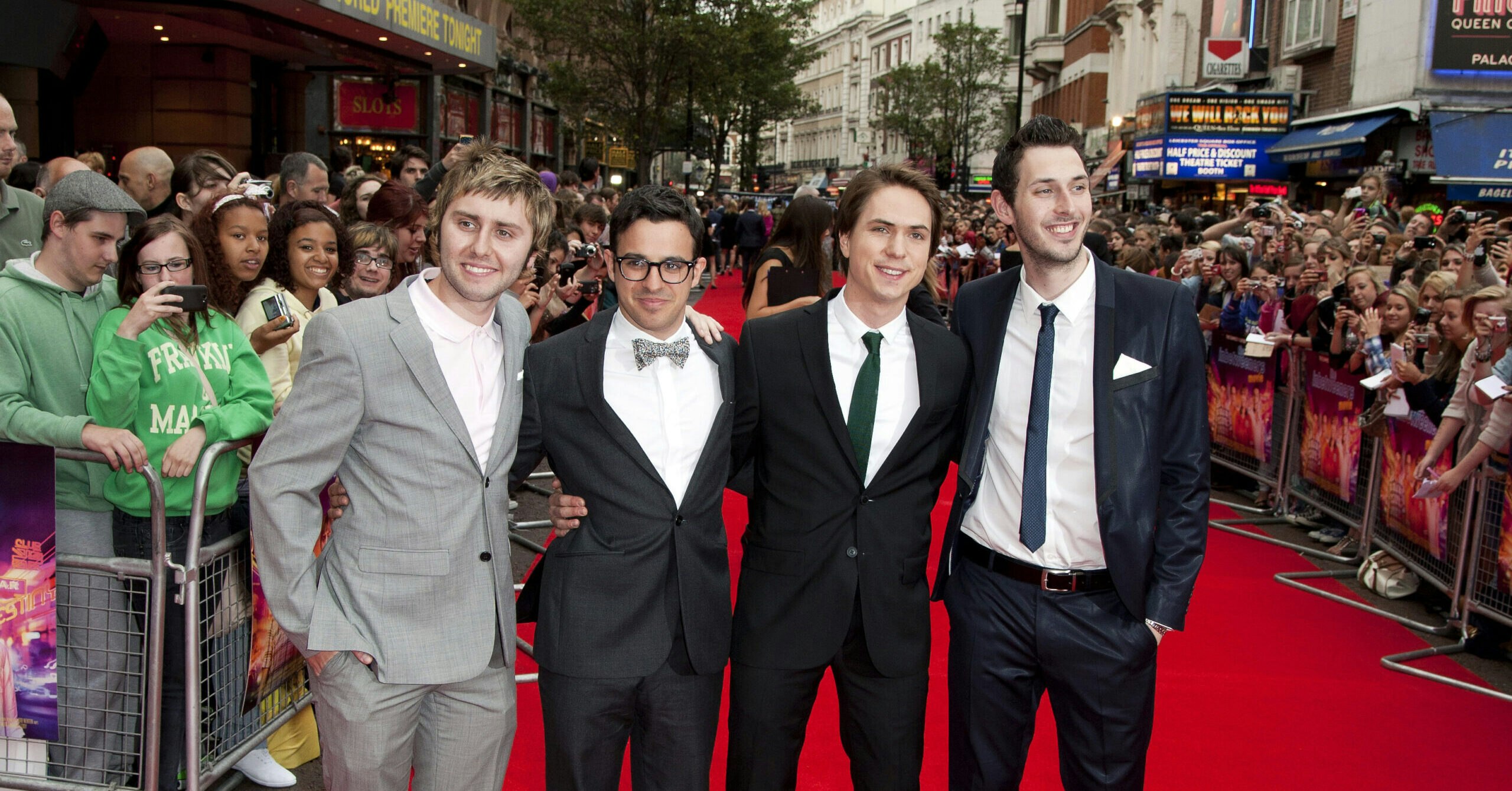 Who Is Definitely Returning To The Inbetweeners?
