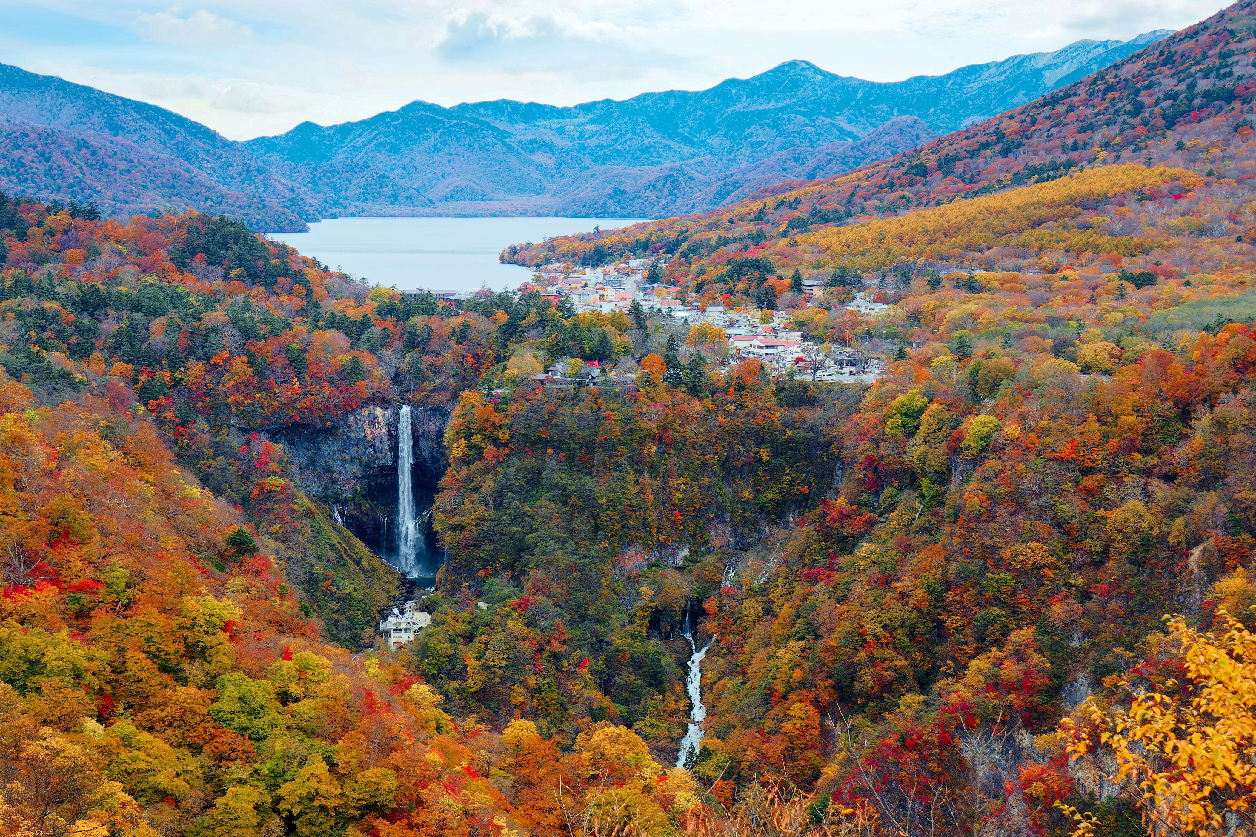 Discover 10 under-the-radar places to visit in the fall