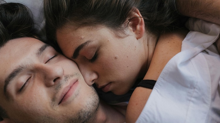 Is there really a ‘happy couple' checklist?