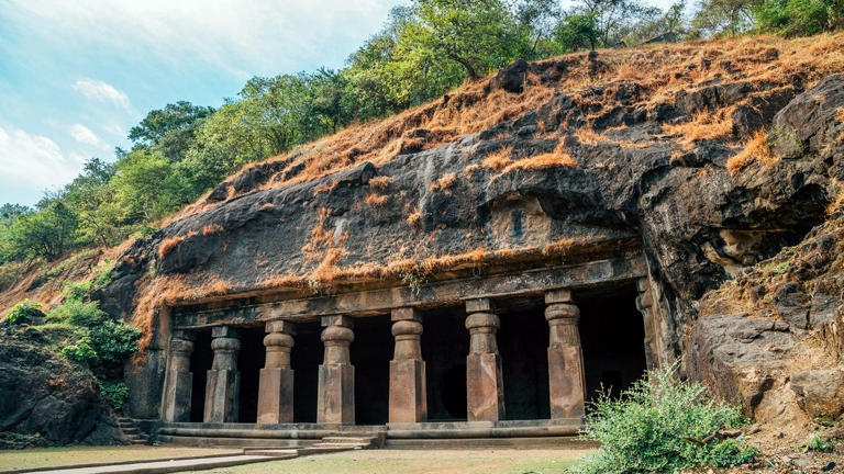 List of 10 Oldest Caves in India