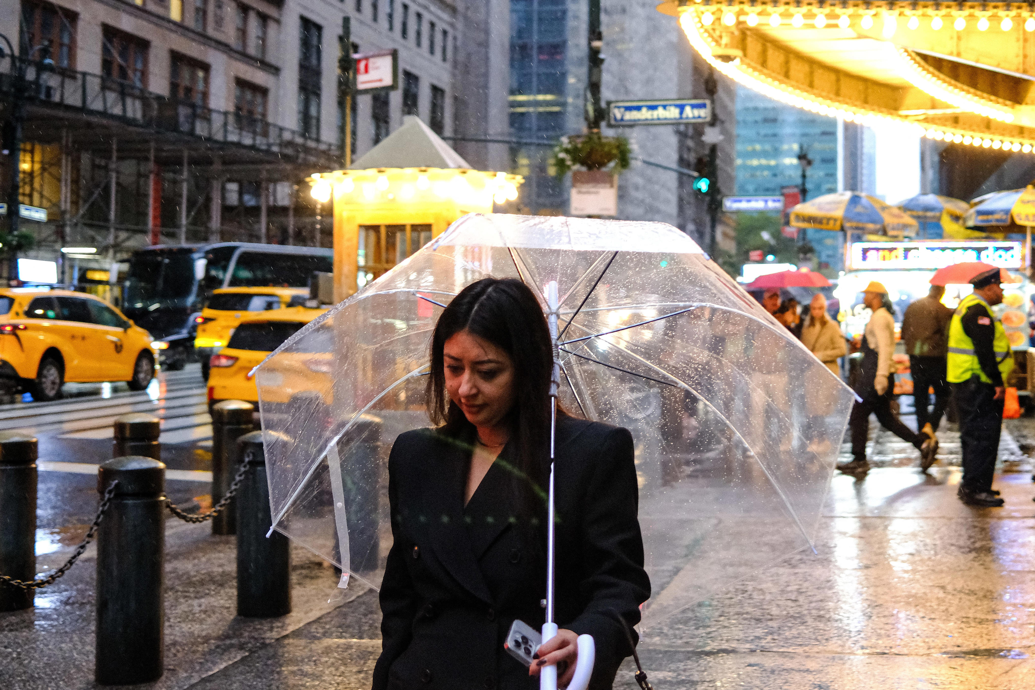 See nor'easter impact along East coast as NY, NJ issue state of emergency